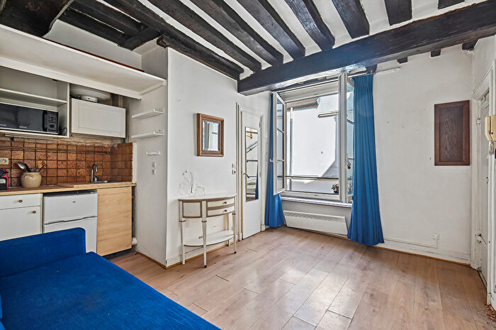 Paris 4ème, Les Iles : Appartement 1 pièce à vendre