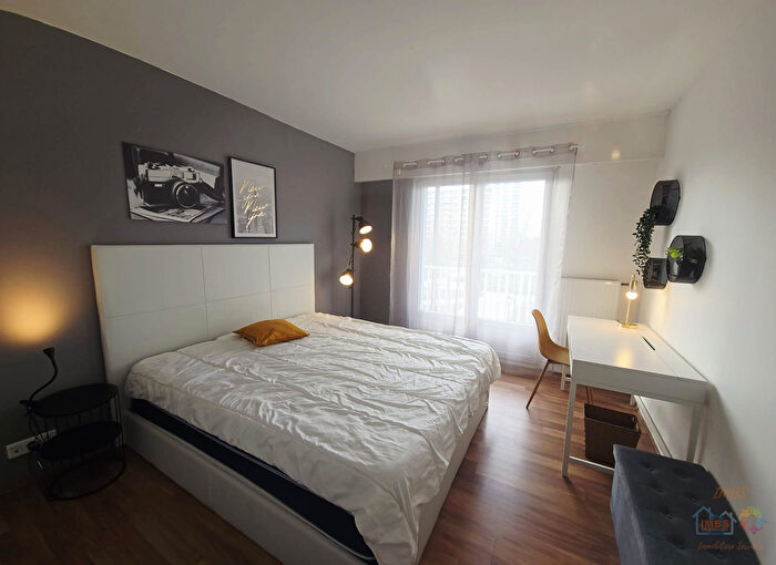Appartement à louer - Strasbourg, LEsplanade, Citadelle - 1 pièce - 1 chambre