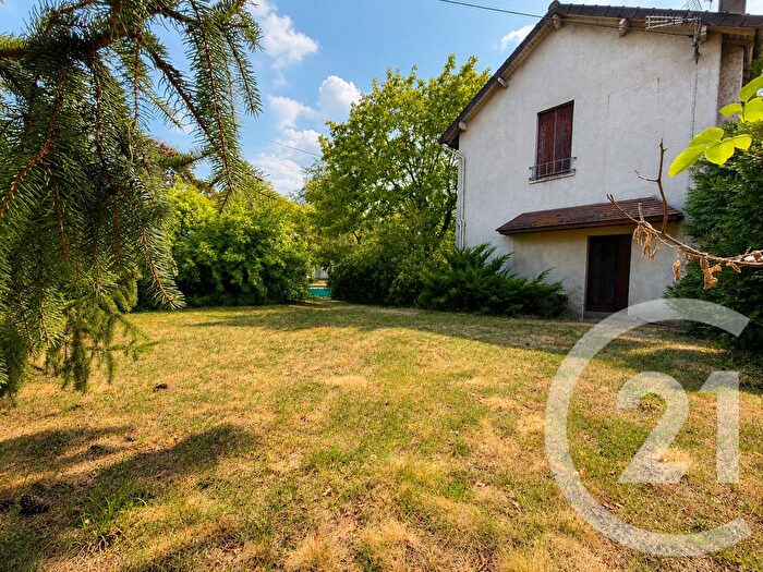 Maisons-Laffitte, Est : Maison 11 pièces à vendre