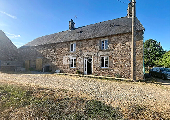 Maison 7 pièces à Lonlay-l'Abbaye, à vendre