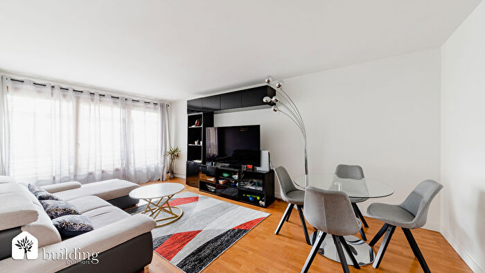 Levallois-Perret, Front de Villiers : Appartement 2 pièces à vendre