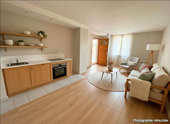 Appartement à vendre - Toulon-sur-Arroux - 4 pièces - 2 chambres