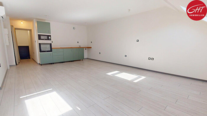 Appartement à vendre - Burgille - 4 pièces - 3 chambres