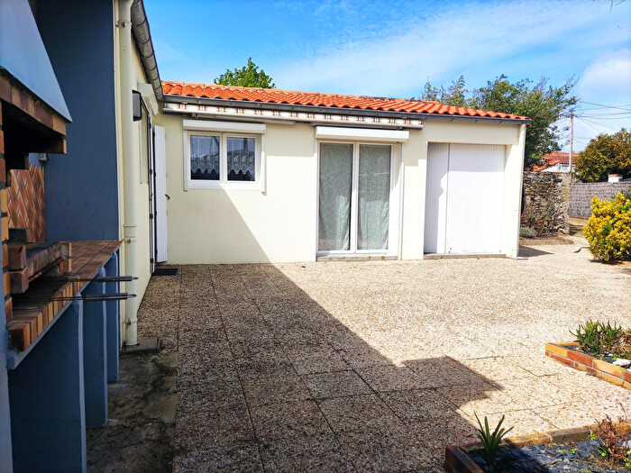 Maisons à vendre et appartements à louer - 1