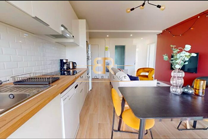 Appartement à vendre - Colombes, Henri Martin Estienne dOrves - 7 pièces - 6 chambres