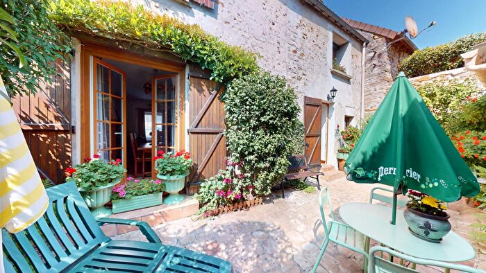 Maison à vendre - Rozay-en-Brie - 5 pièces - 3 chambres