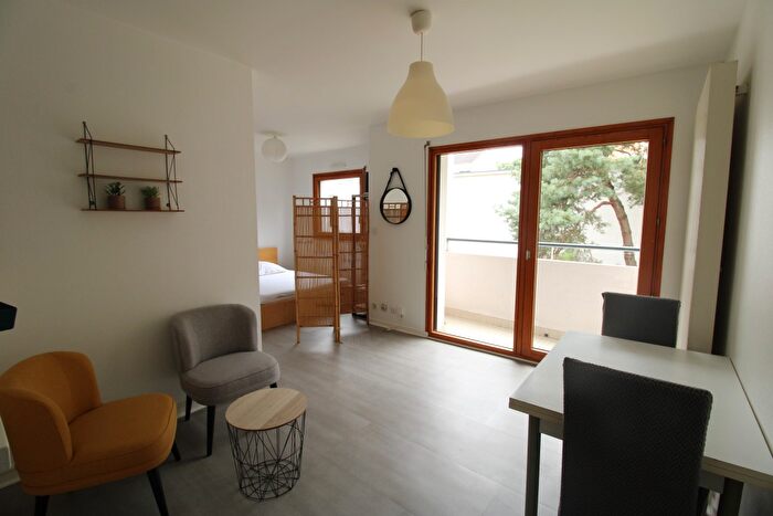 Appartement à louer - Nantes, Hauts-Pavés, Saint-Pasquier, Saint-Félix, Université - 1 pièce