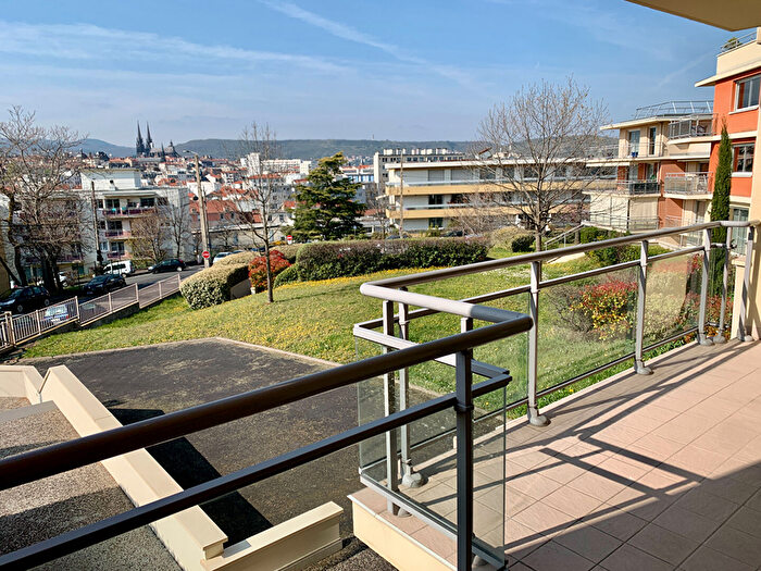 Appartement à vendre - Clermont-Ferrand, Oradou - 3 pièces - 2 chambres