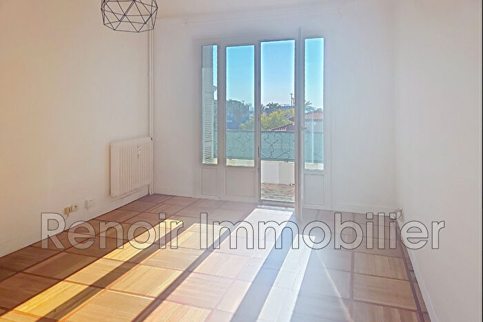 Appartement à louer - Nice, Arenas - 2 pièces - 1 chambre