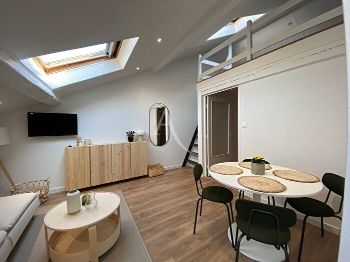 Appartement à louer - Sous-Prefecture Stainville Casernes, Lunéville - 3 pièces - 2 chambres