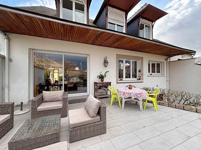 Maison à vendre - Angers, Roseraie - 7 pièces - 5 chambres