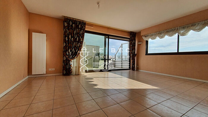 Appartement à vendre - Lorient, Centre-ville - 2 pièces - 1 chambre