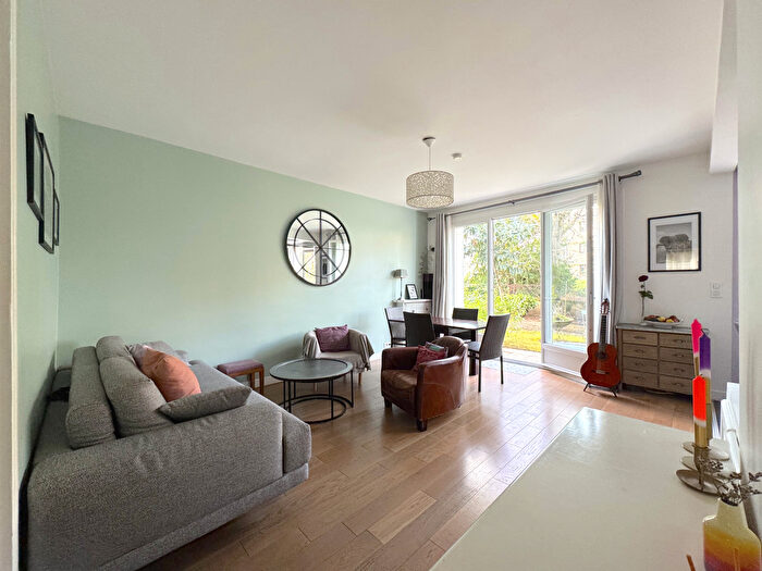 Appartement à vendre - Asnières-sur-Seine, Bécon, Bourguignons - 3 pièces - 2 chambres