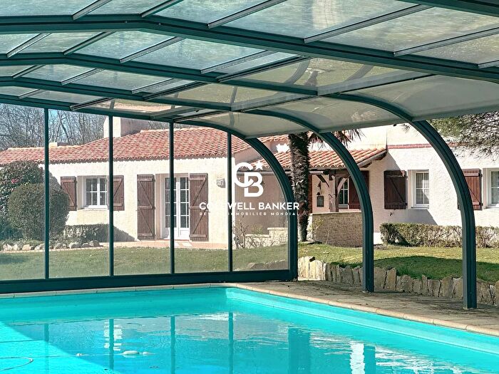 Maison à vendre - Les Sables-dOlonne - 9 pièces - 7 chambres