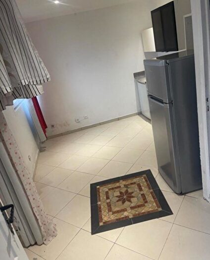 Appartement à louer - Pierrefitte-sur-Seine - 1 pièce