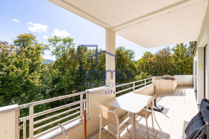 Appartement à vendre - Meylan, Haut Meylan, Charlaix - 4 pièces - 2 chambres