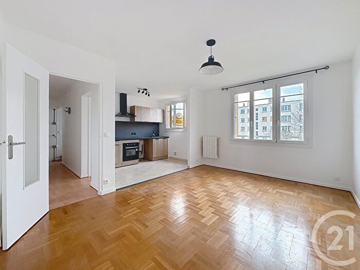 Appartement à louer - Champigny-sur-Marne, Maroc, Fourchette, Polangis - 3 pièces - 2 chambres