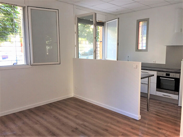 Appartement 1 pièce à louer à Aix-en-Provence, Encagnane Corsy