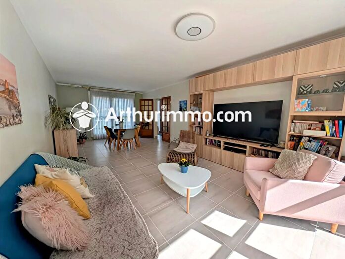 Maison à vendre - Savigny-le-Temple, Plessis la Forêt - 5 pièces - 3 chambres