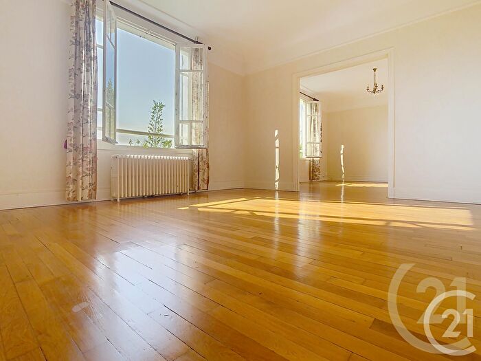 Maison à vendre - Notre-Dame-de-Gravenchon - 8 pièces - 6 chambres