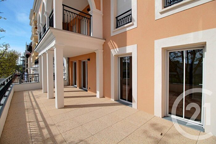 Appartement à louer - Le Plessis-Robinson, Centre commercial - 3 pièces - 2 chambres