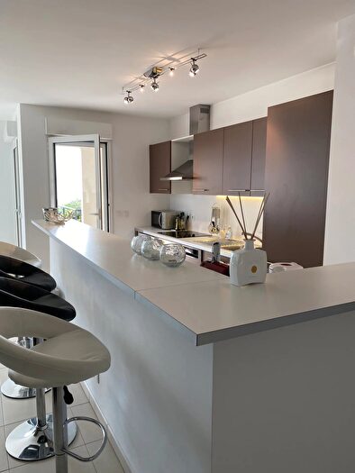 Appartement à louer - Mandelieu-la-Napoule, Les Termes - 3 pièces - 2 chambres