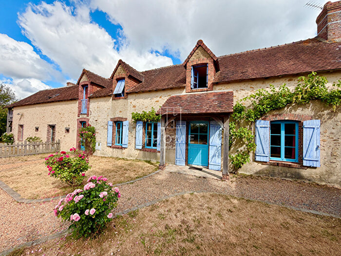 Maison 12 pièces à vendre à Semur-en-Vallon
