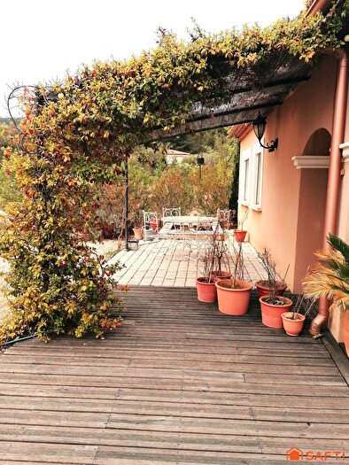 Maison 6 pièces à vendre à Saint-Zacharie