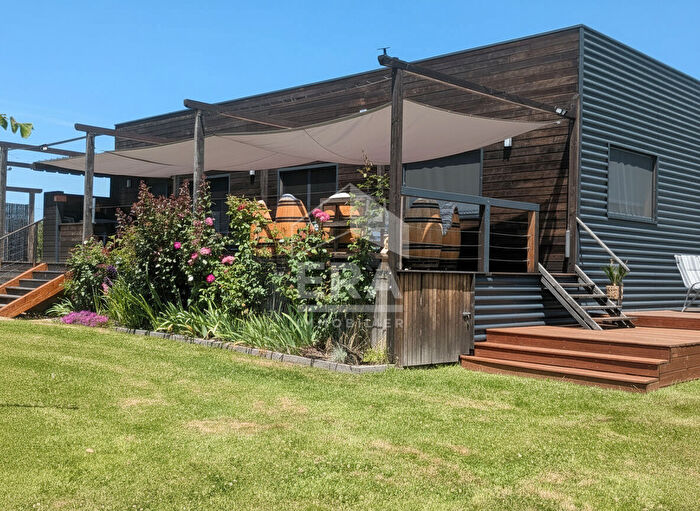 Maison à vendre - Villefranche-de-Lonchat - 5 pièces - 3 chambres