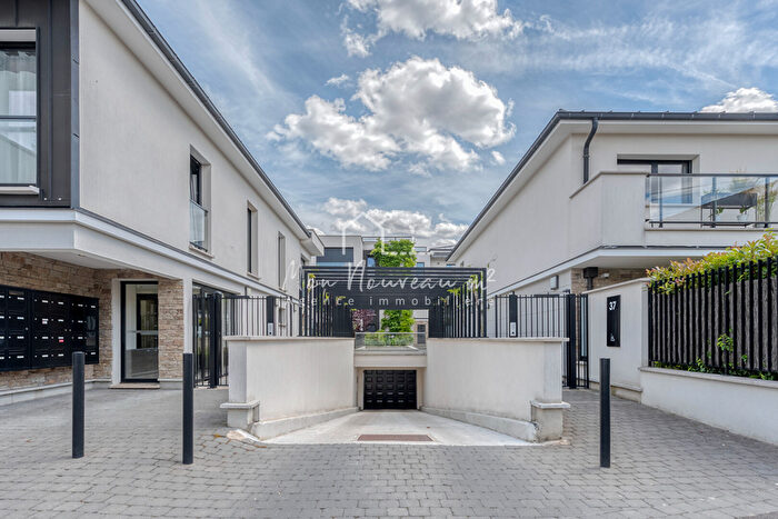 Appartement à vendre - Noisy-le-Grand, Centre-ville - 3 pièces - 2 chambres