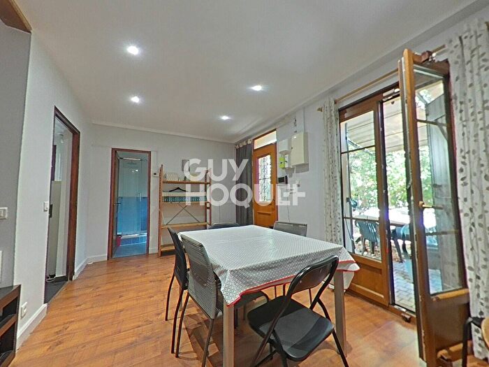 Maison à louer - Ruffins-Théophile Sueur-Montreau-Le Morillon - 4 pièces - 3 chambres