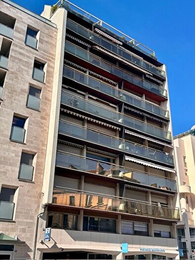 Appartement à vendre - Pau, Centre-ville - 3 pièces - 2 chambres