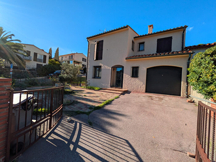 Maison à vendre - Collioure - 6 pièces - 4 chambres