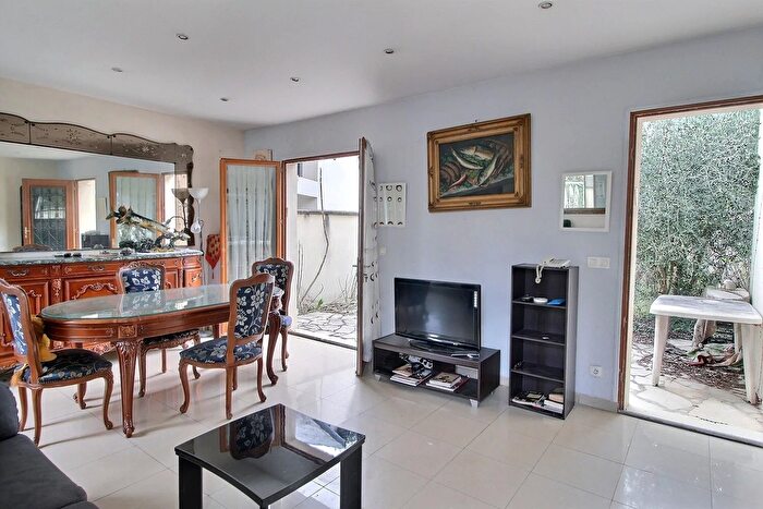 Maison à vendre - Saint-Maur-des-Fossés, La Varenne - 4 pièces - 3 chambres