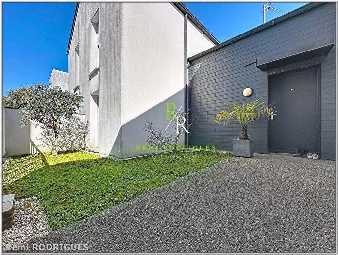 Maison 5 pièces à Idron, à vendre