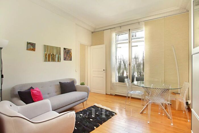 Appartement 3 pièces à louer - Paris 7ème, Breteuil