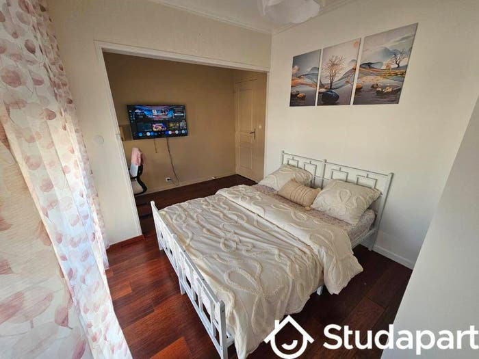 Les Larris-Maradas, Pontoise : Appartement 1 pièce à louer
