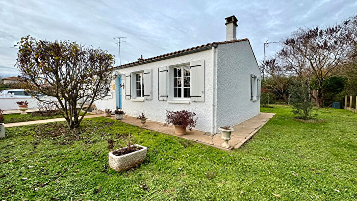 Maison à vendre - Rochefort, La Forêt Guérinau, Bois Bernard, Chargrinerie - 3 pièces - 2 chambres