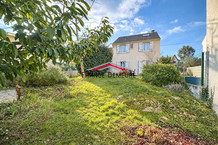 Maison 7 pièces à Montigny-lès-Cormeilles, République, à vendre