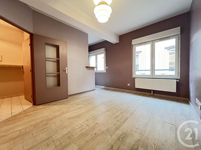 Appartement à louer - Chartres, Hôtel Dieu, Grand Faubourg - 1 pièce