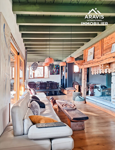 Maison à vendre - Arâches-la-Frasse - 15 pièces - 10 chambres