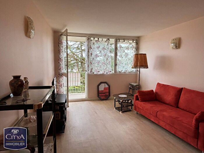 Poitiers, Ouest : Appartement 4 pièces à vendre