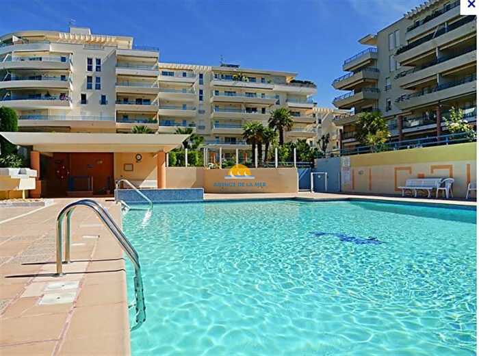 Appartement à vendre - Fréjus, Fréjus Plage - 1 pièce