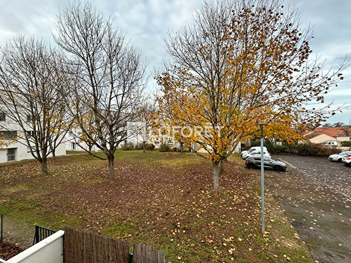 Appartement à louer - Buxerolles - 2 pièces - 1 chambre