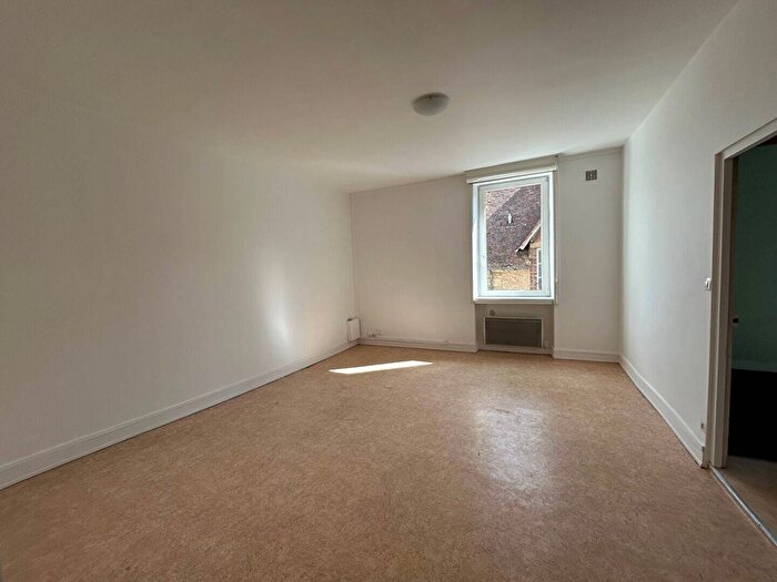 Appartement à louer - Centre Ville-Saint Léonard-Notre-Dame, Alençon - 3 pièces - 2 chambres