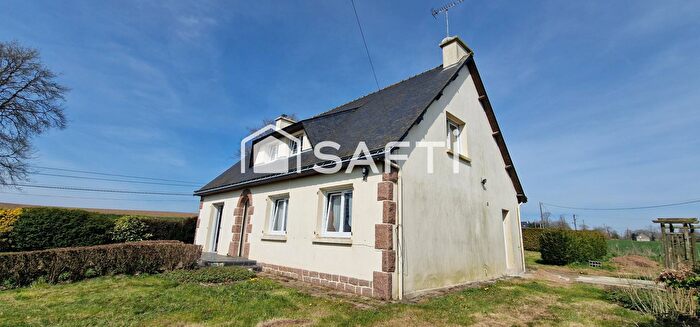 Maison à vendre - Langast - 6 pièces - 4 chambres