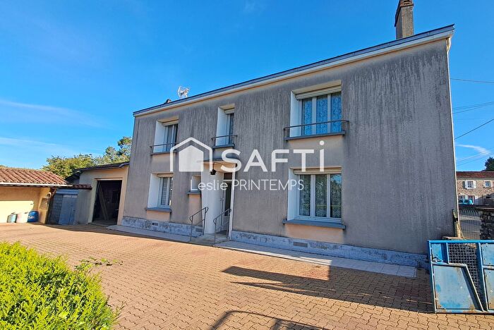 Maison à vendre - Coulonges-sur-lAutize - 5 pièces - 3 chambres