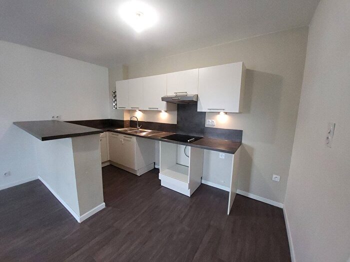 Appartement à louer - Centre Ville Nord, Rochefort - 3 pièces - 2 chambres