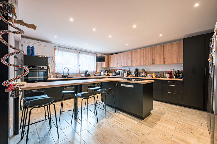 Maison à vendre - Cons-Sainte-Colombe - 7 pièces - 6 chambres