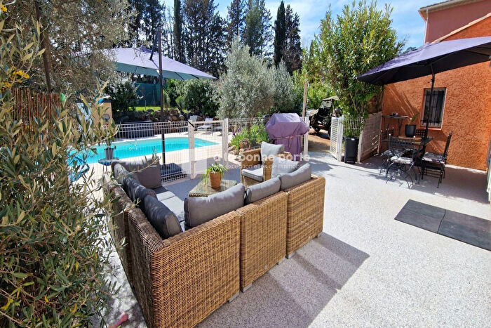 Maison à vendre - Taradeau - 6 pièces - 5 chambres